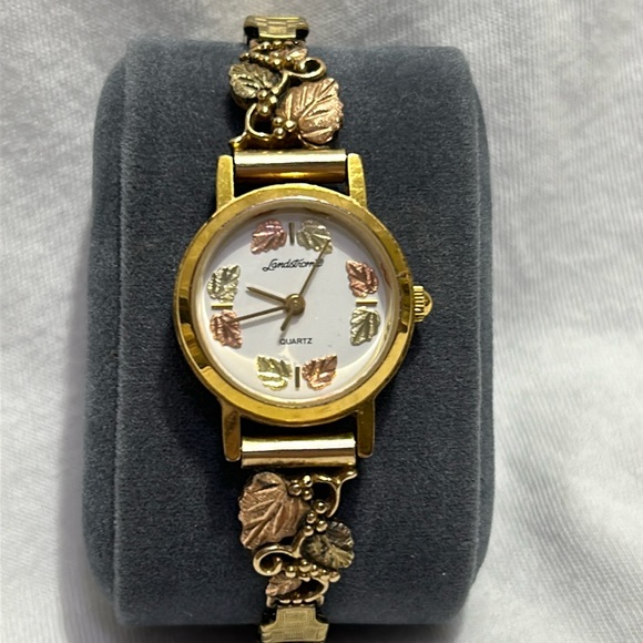 Landstrom’s | Jewelry | Vintage Bhg Landstroms Watch | Poshmark